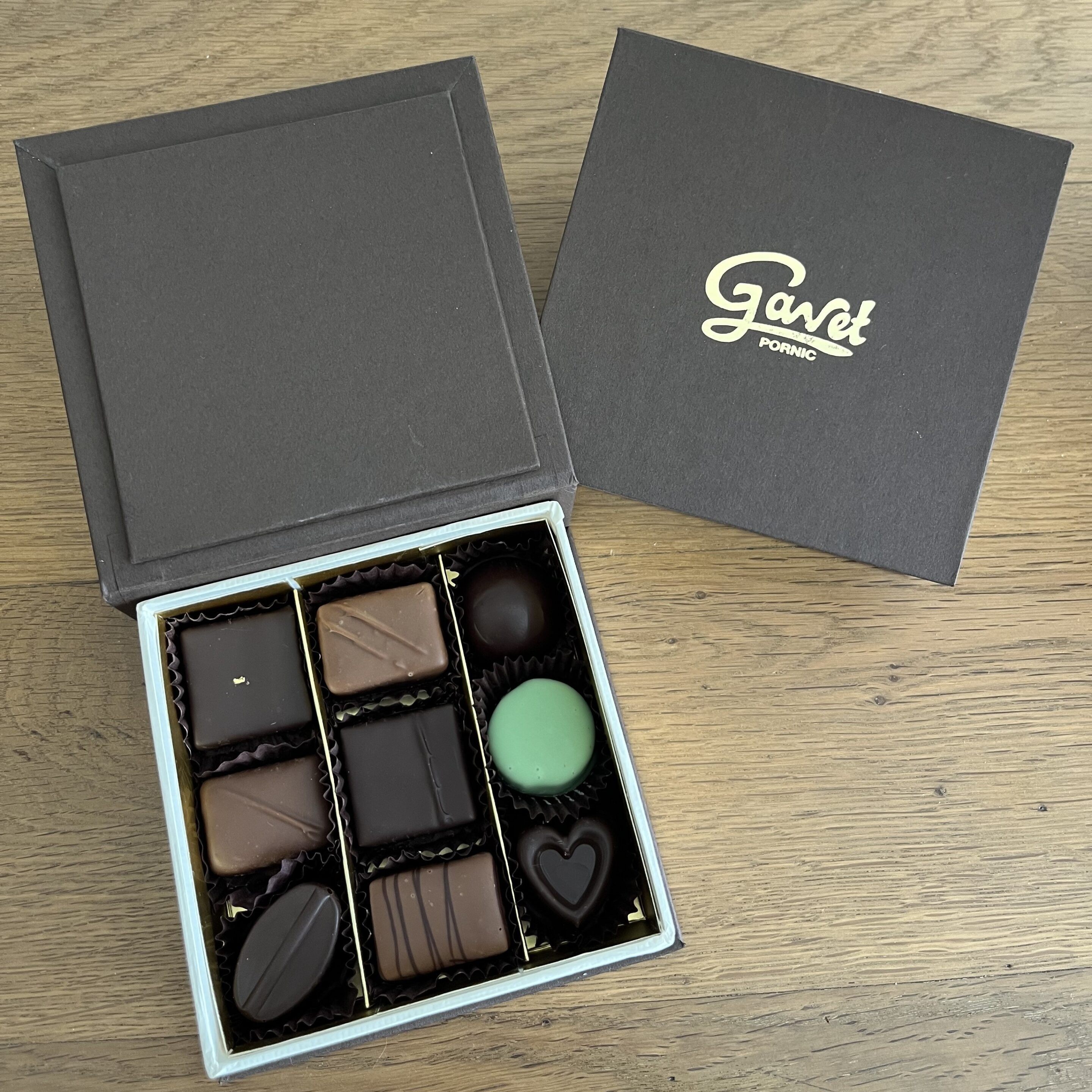 La boîte de 9 chocolats - Pâtisserie Chocolaterie Gavet à Pornic